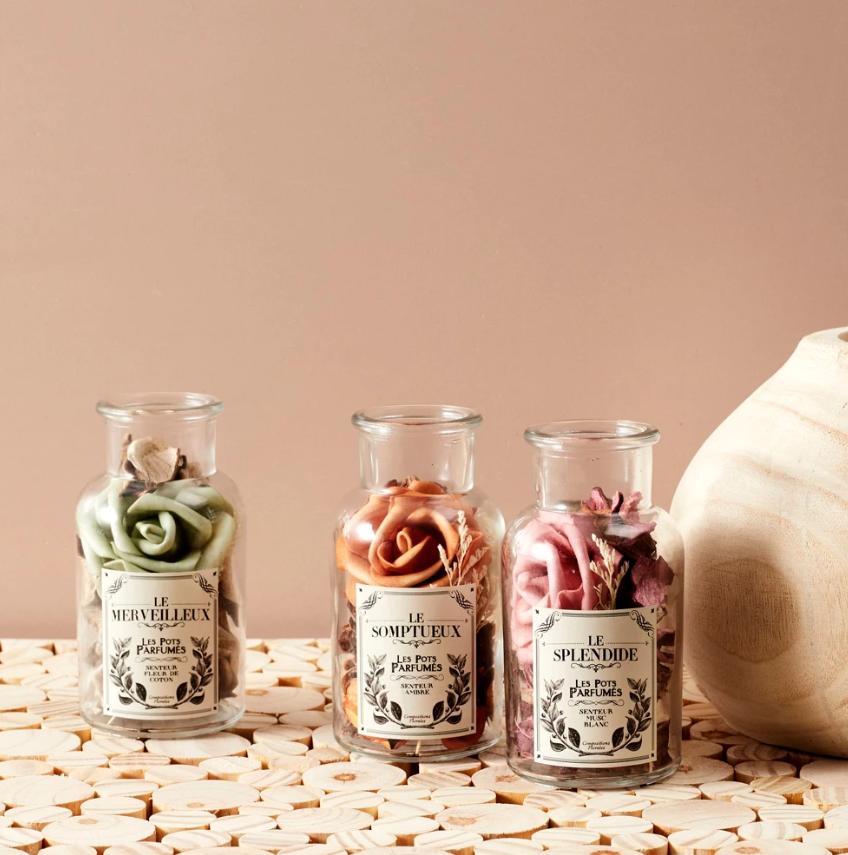 Collections – Tal-Lira